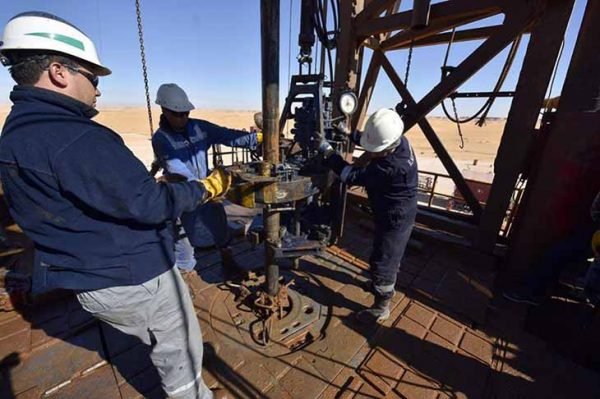 Pertamina finalise le forage de 12 nouveaux puits de pétrole en Algérie ...